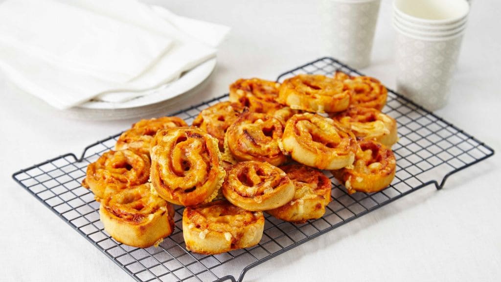 Pizzahorn Med Pepperoni - Oppskrift fra TINE Kjøkken