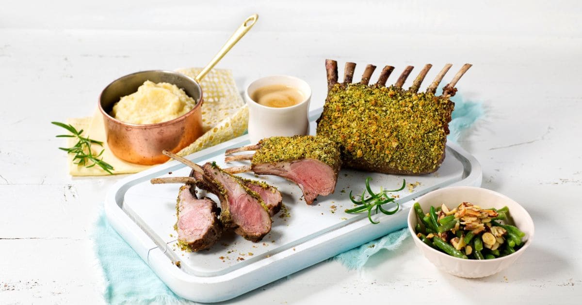 Urtepanert lammecarré med rotmos