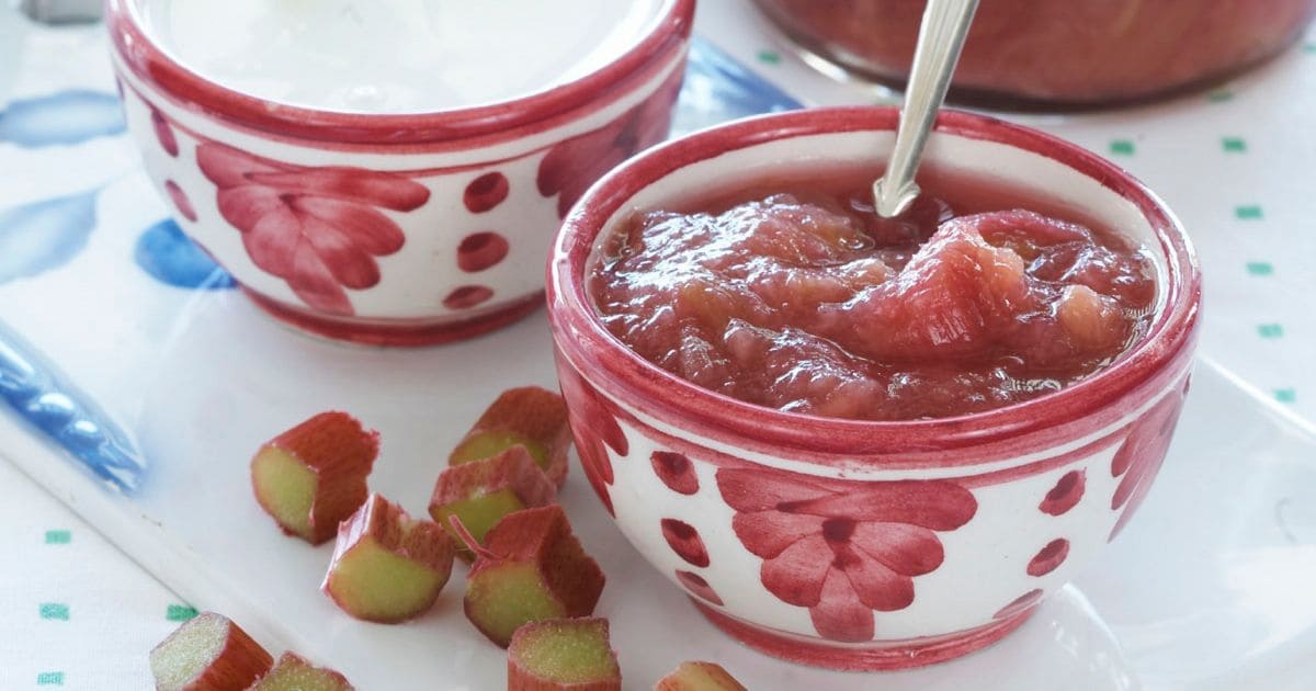 Rabarbrasyltetøy med ingefær