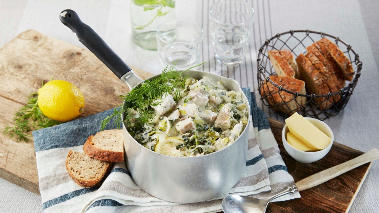 Hvit Fiskegryte - Oppskrift fra TINE Kjøkken