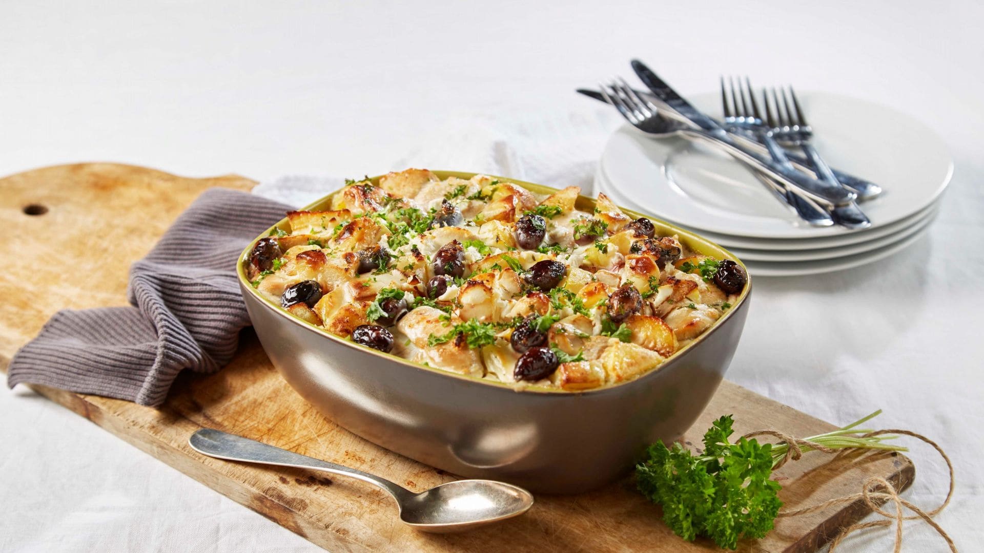 Pastagrateng Med Kylling - Oppskrift fra TINE Kjøkken