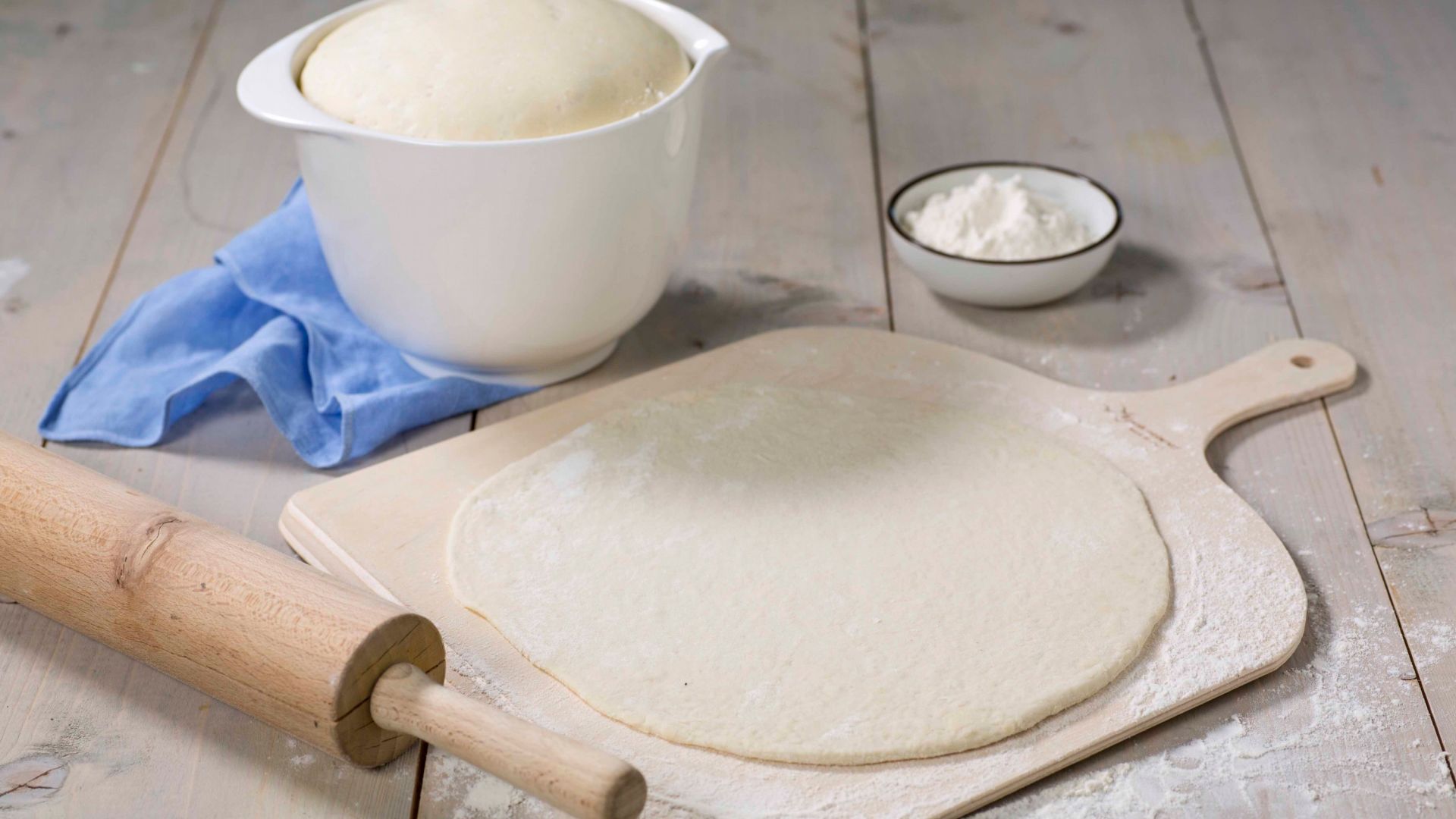 Italiensk Pizzabunn - Oppskrift fra TINE Kjøkken