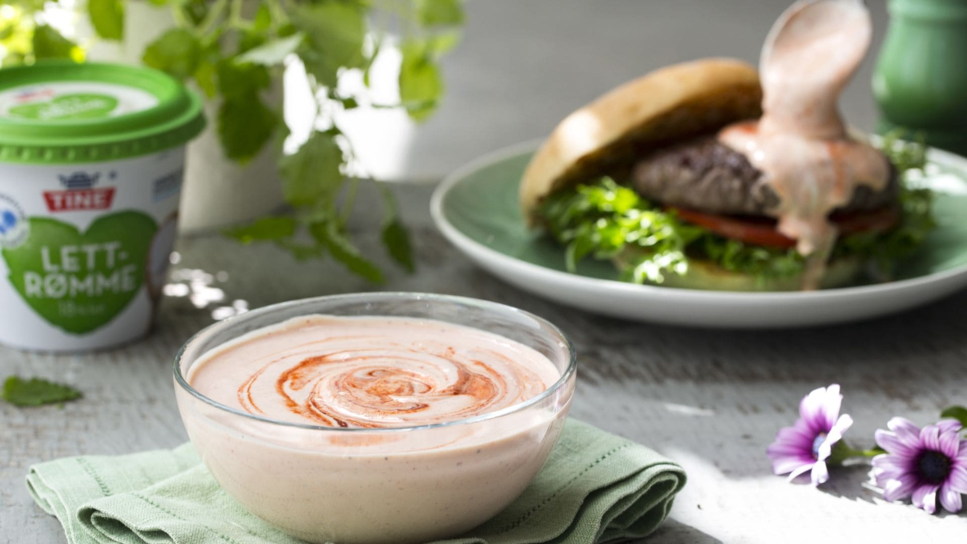 Hamburgerdressing - Oppskrift fra TINE Kjøkken