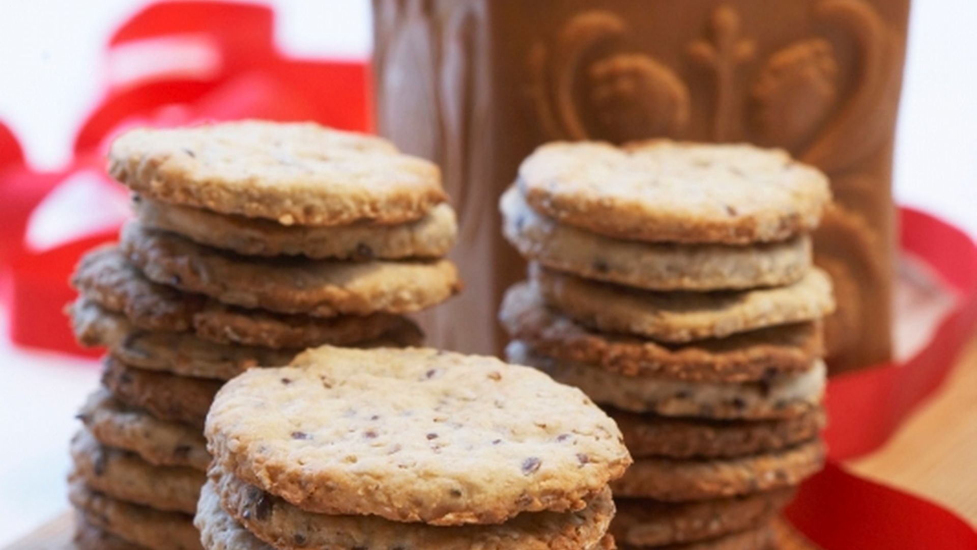 Salte Kjeks Med Urter - Oppskrift fra TINE Kjøkken