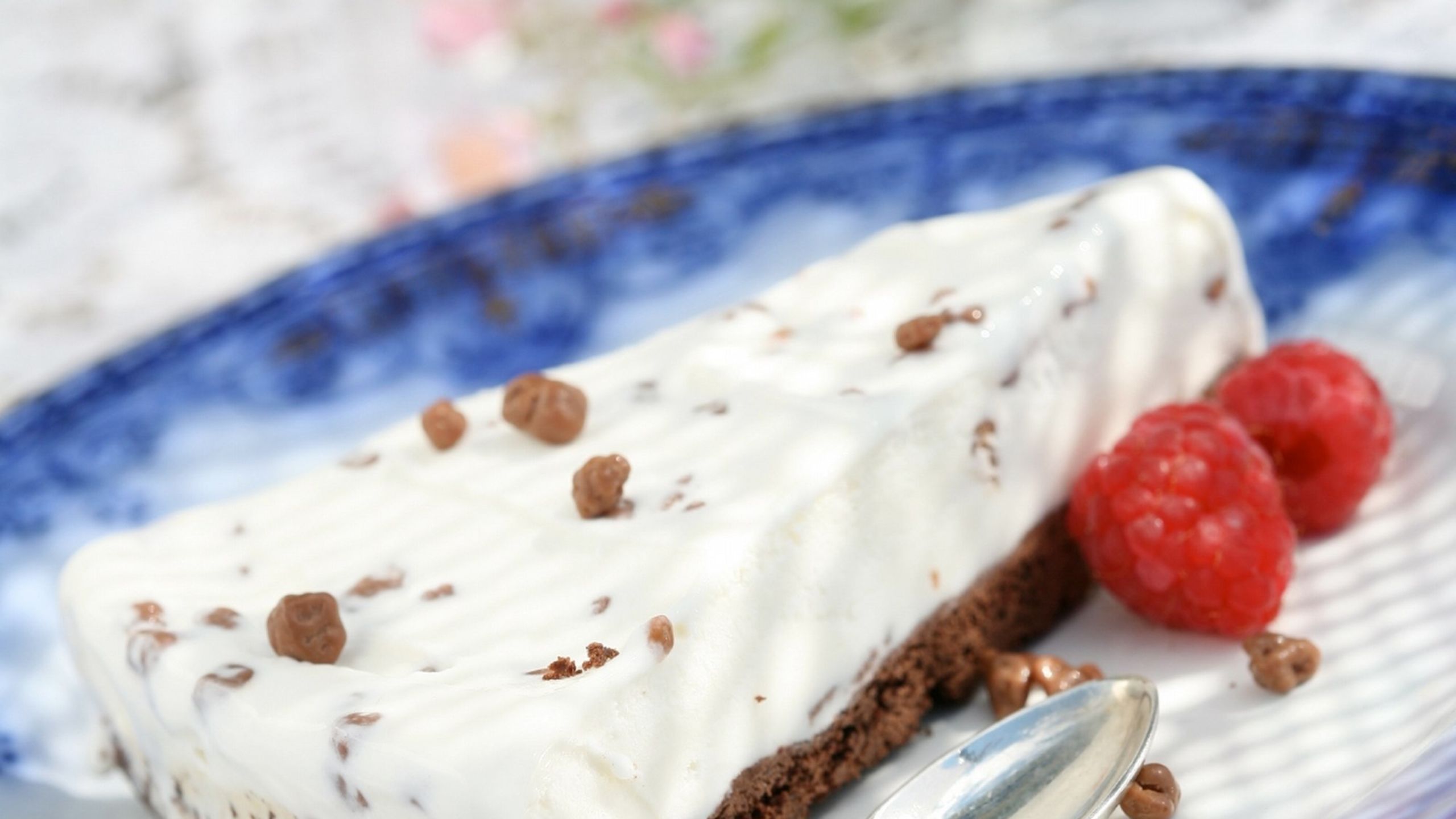 Klassisk Ostekake - Oppskrift fra TINE Kjøkken