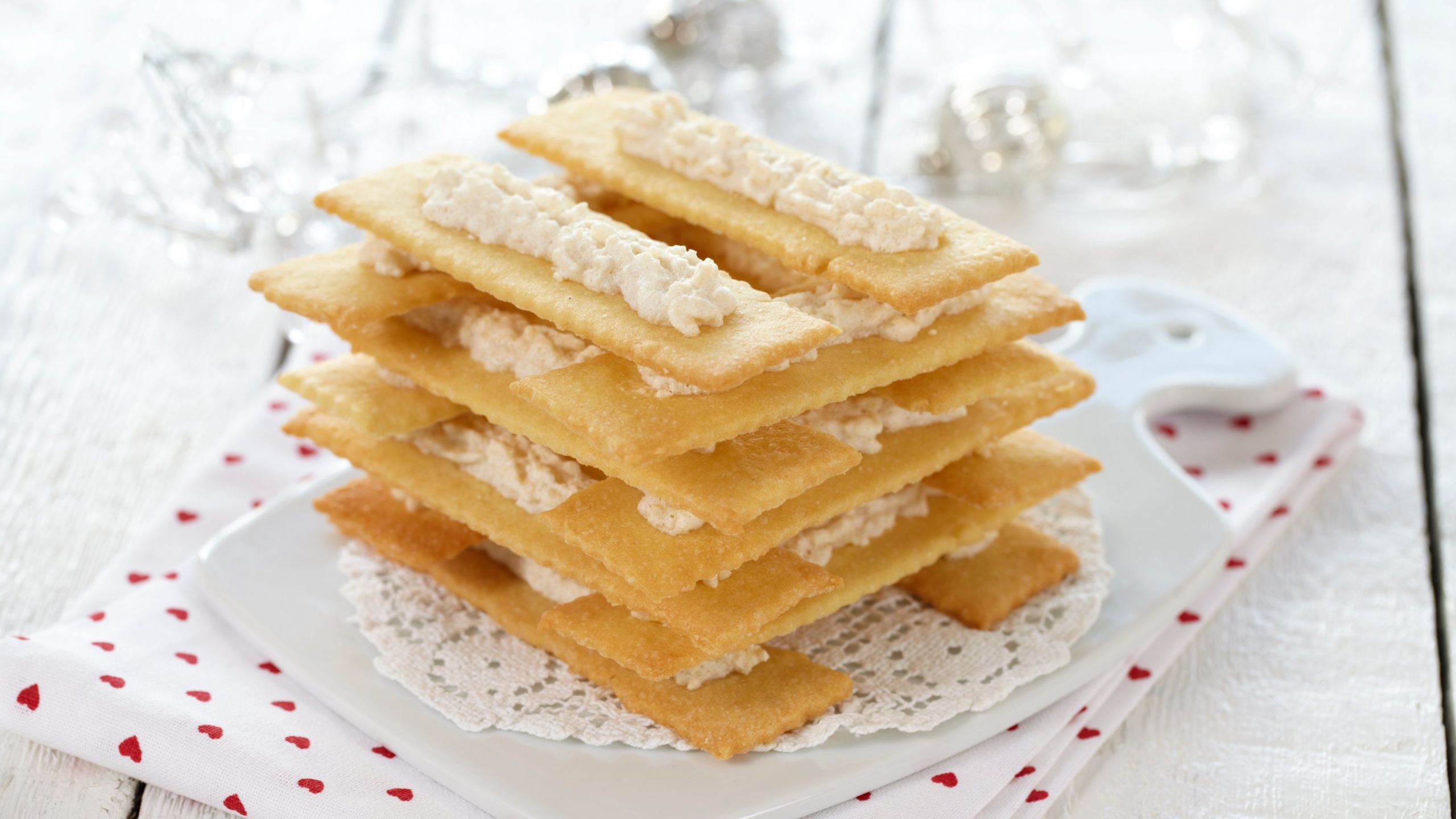 Fattigmann - Oppskrift fra TINE Kjøkken