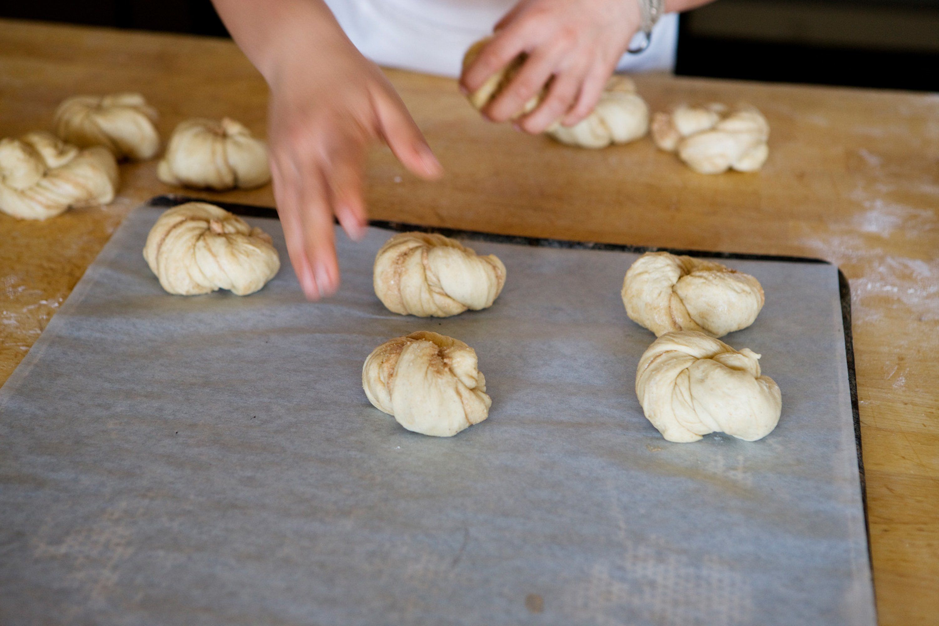 Kanelknuter fra Bakeriet i Lom